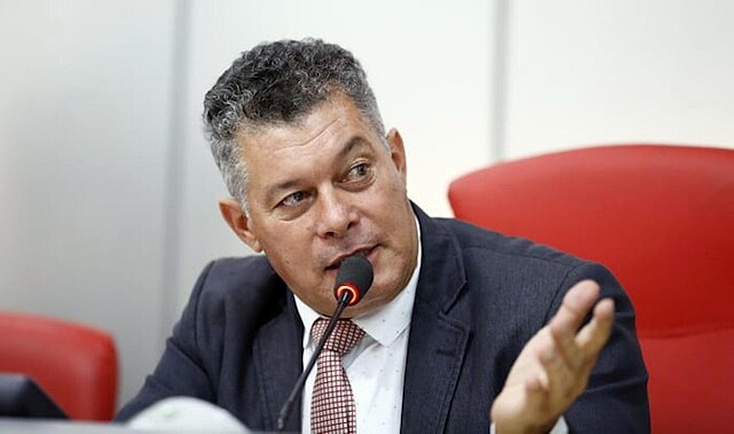 Mesa Diretora da Assembleia Legislativa reconhece perda de direitos ...