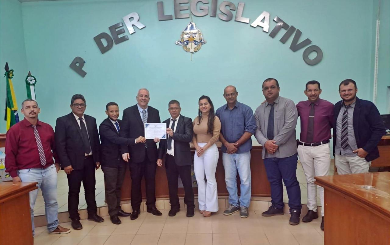 Promotor Marcos Ranulfo recebe homenagem da Câmara de Theobroma - Hoje ...